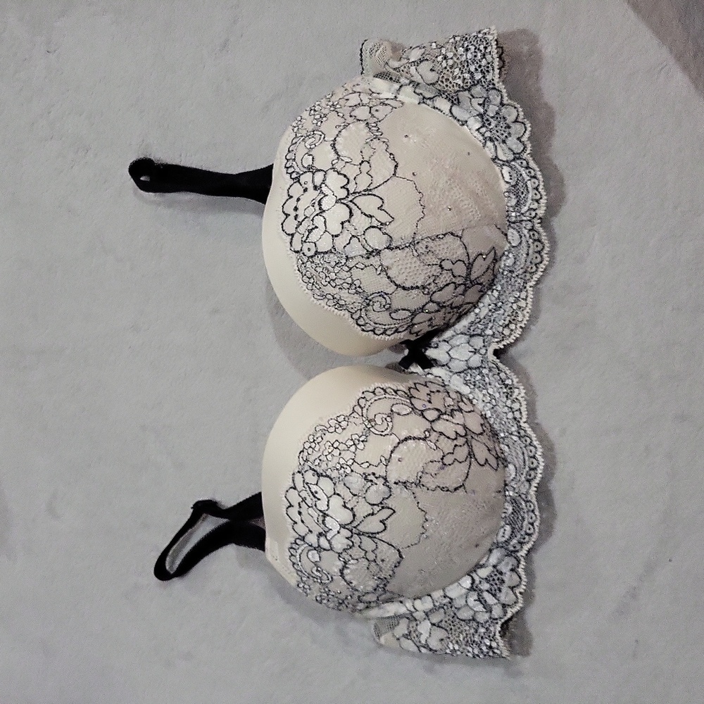 Victorias Secret Bra Gem